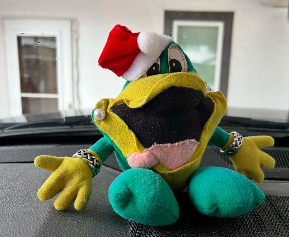 The singing Frog – Running Down Vimy